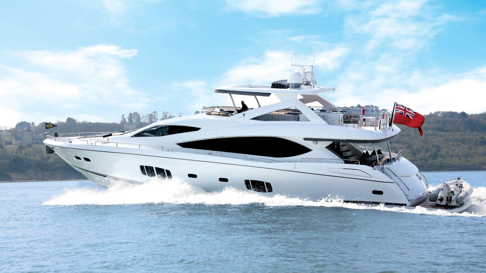 Sunseeker Motor Yacht Hawk Sold